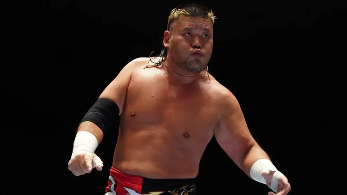 Hiroyoshi Tenzan Suffers Knee Injury