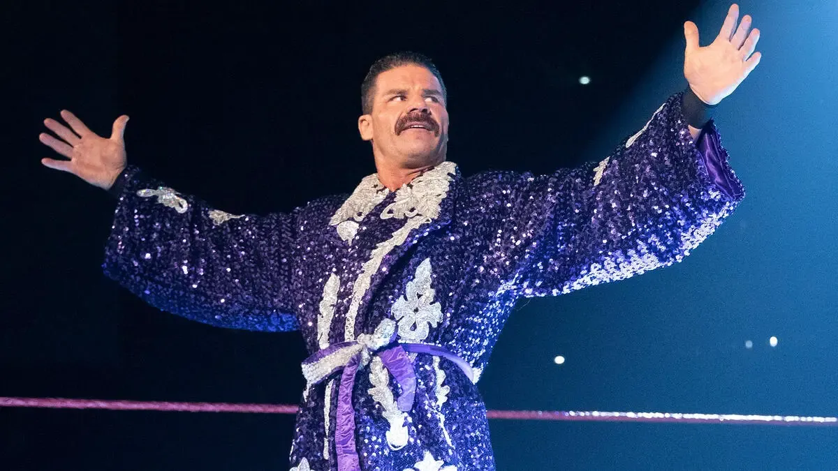 Bobby Roode Receiving Praise Within WWE After Filling In For Michael Hayes