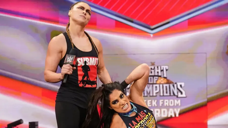 Ronda Rousey Returns On WWE Raw, Immediately Falls Over